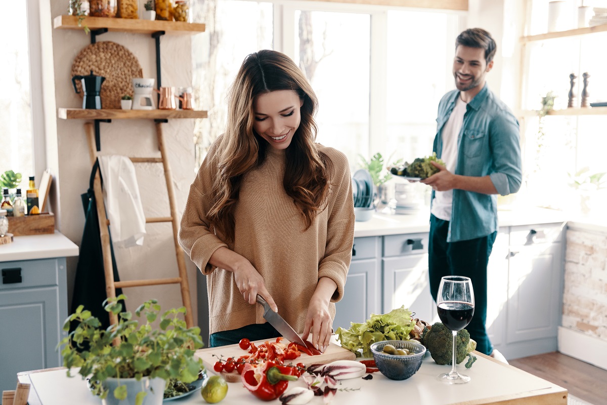 Beat the Heat: 5 Tips for Making Summer Cooking a Breeze