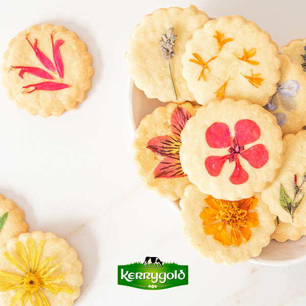 Pressed Flower Shortbread Cookies Recipe | Kerrygold South Africa