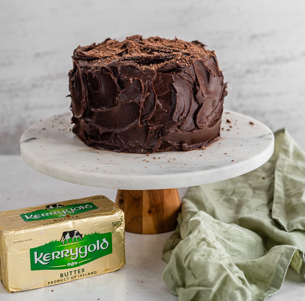 Matilda Chocolate Cake - Frosting Recipe | Kerrygold South Africa